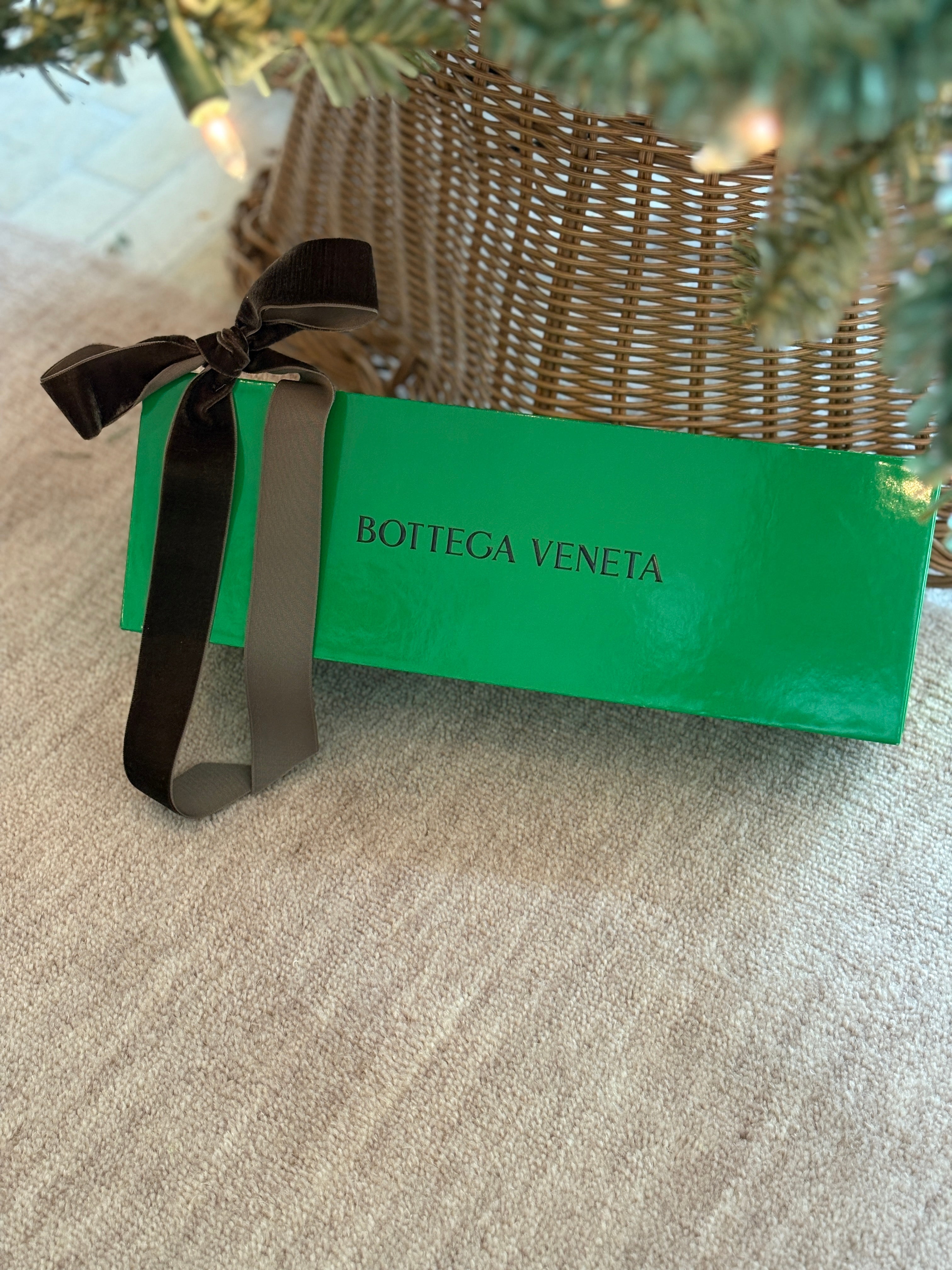Bottega Veneta Jenga Game in Green Box – Rare Gift Edition – Collectors ...